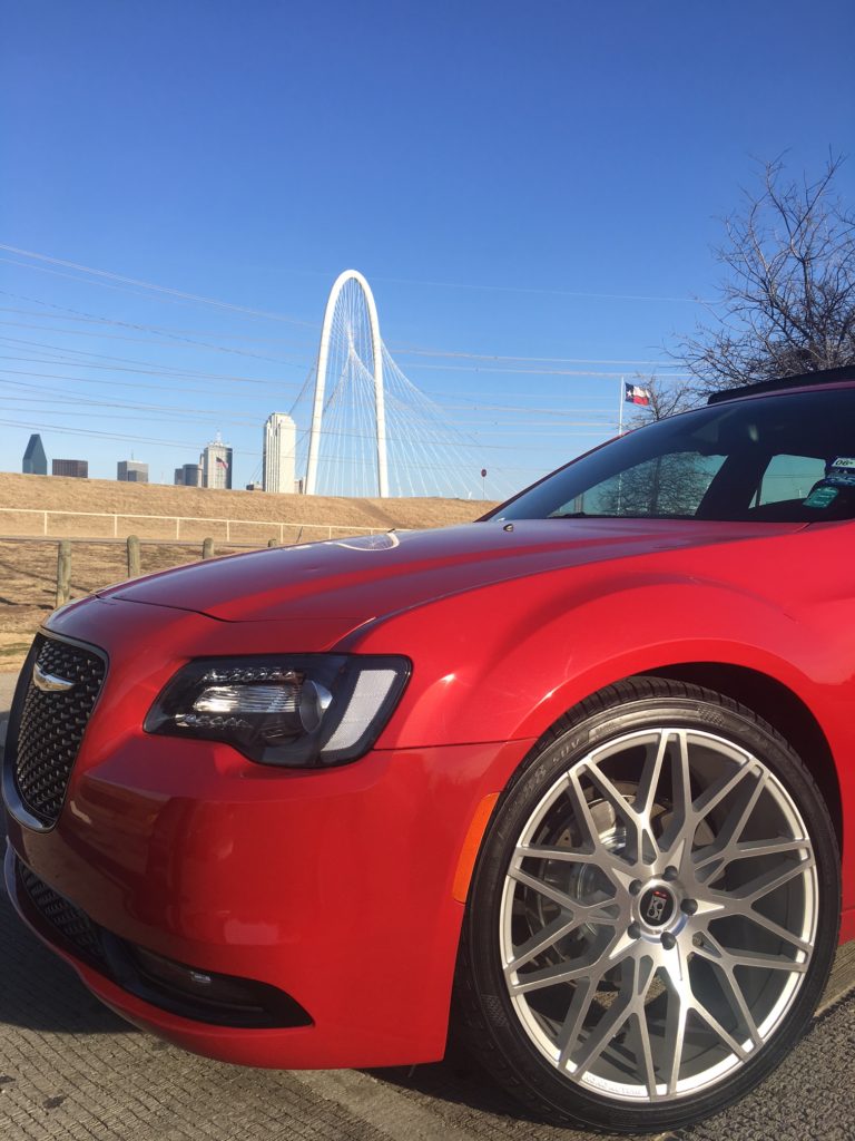 CHRYSLER 300 – FUNEN – Giovanna Luxury Wheels