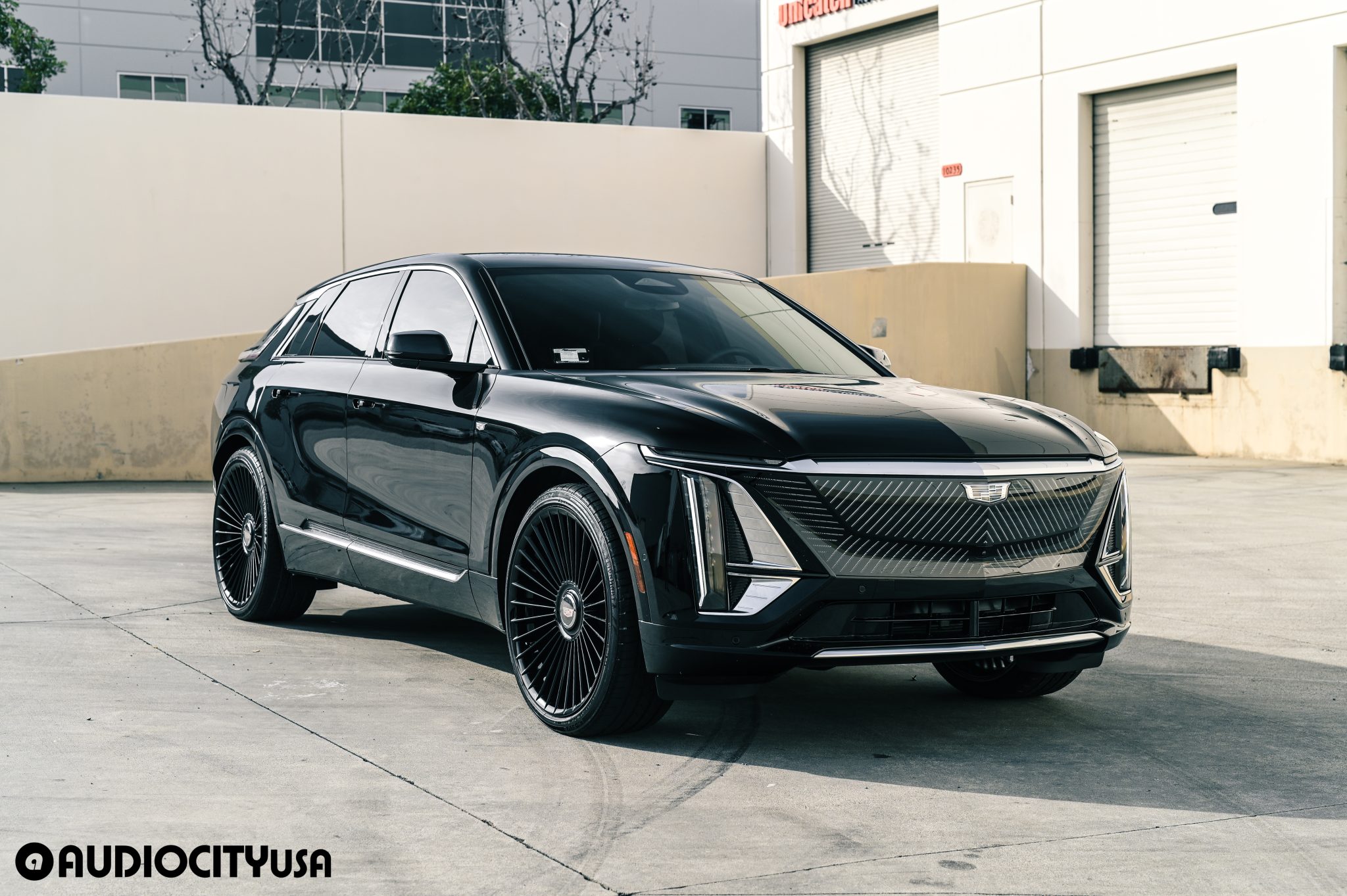 Cadillac Lyriq – Cabo – Giovanna Luxury Wheels