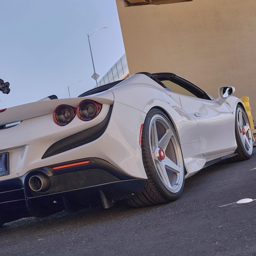 Ferrari F8 – Cinque – Giovanna Luxury Wheels